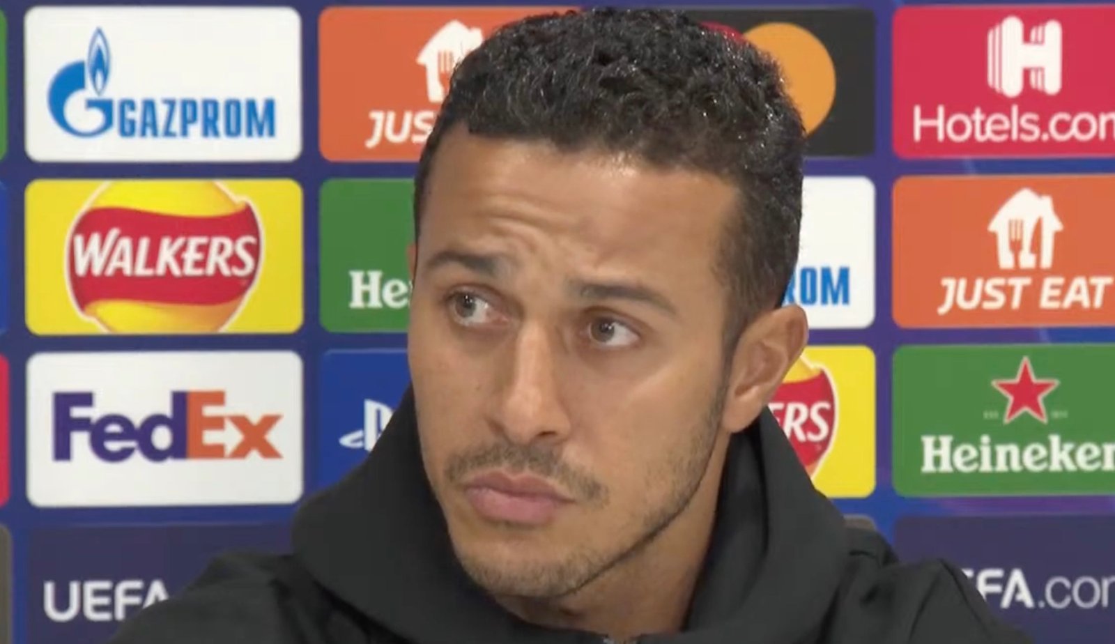 Thiago responds to Barcelona rumours