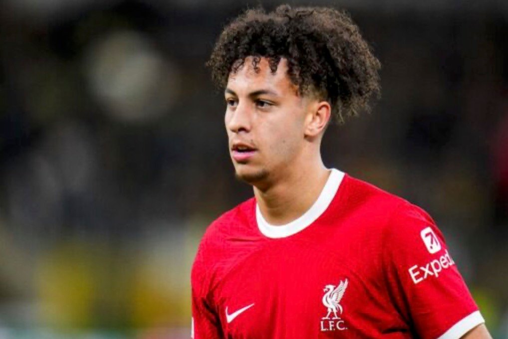 Liverpool youngster signs new deal