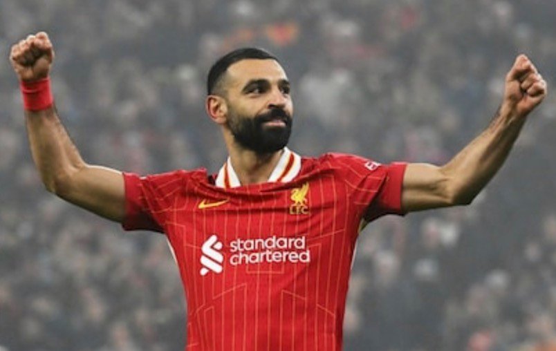 Visitors Outfoxed At Fog-Bound Anfield